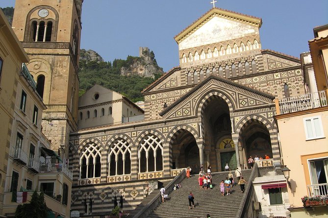 Amalfi Drive - Day Trip From Naples - Visiting the Town of Amalfi