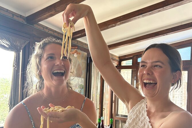 Amalfi: Fresh Pasta, Mozzarella, and Tiramisu - Navigating the Meeting and Transportation