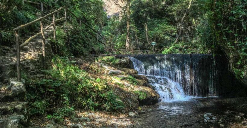 Amalfi: Private Valley of the Mills Nature Reserve Tour - The Experience of the Guide and the Environment