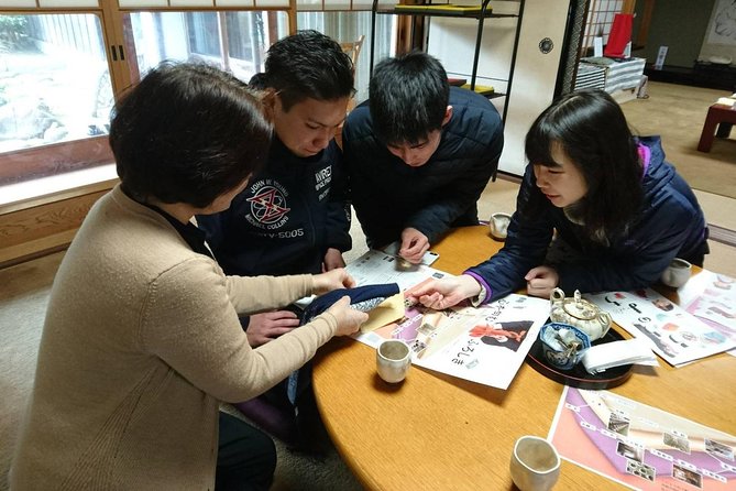 Amanohashidate Sand Bar & Culture E-Bike Tour - Visiting a Silk Factory