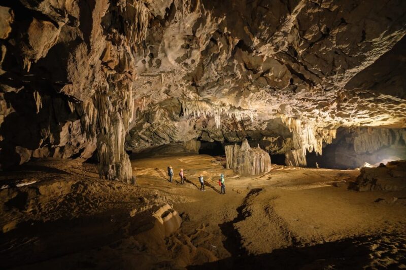 Amazing 1-day experience Paradise Cave & Dark Cave - FAQs