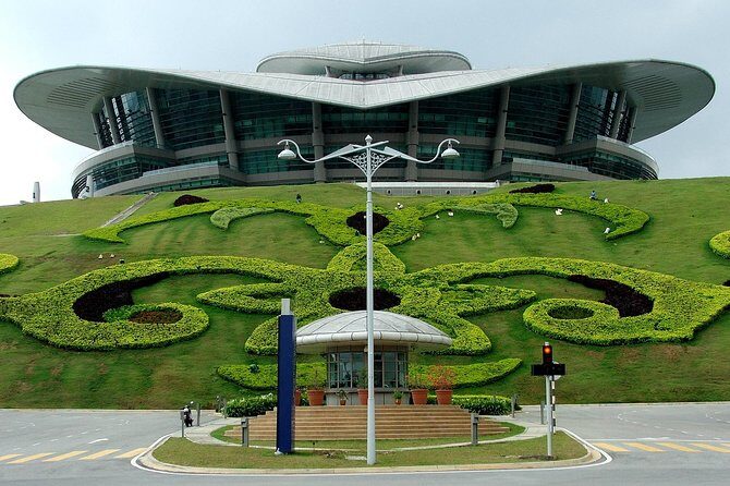 Amazing 8 Attractions Half-Day Putrajaya City Tour - Who Will Love This Tour?