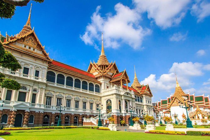 Amazing Bangkok Tour with Grand Palace, Emerald Buddha & Wat Arun - Who Will Find This Tour Most Valuable?