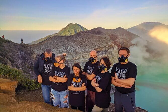 Amazing Bromo Sunrise and Tumpak Sewu Waterfall Tour - Who Should Consider This Tour?