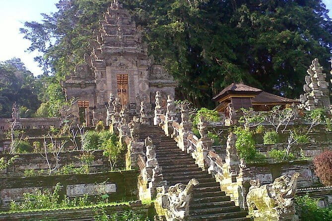 Amazing Day Tour: Highlights of Ubud Village Hidden Waterfall - Exploring Ubud in a Day: A Deep Dive into the Itinerary