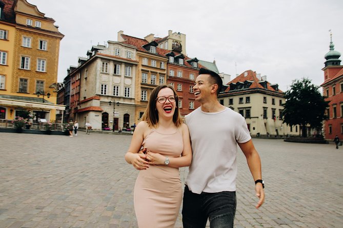 Amazing Photo Walk Through the Old Town of Warsaw - Capturing Excellent Shots With a Professional Camera