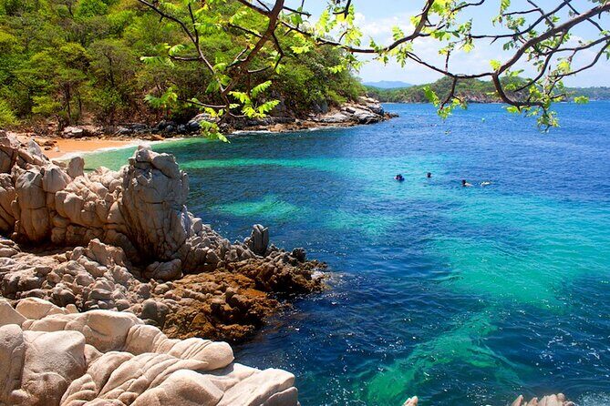 Amazing tour boat through wild nature in Huatulco Bays - Who Should Book This Tour?