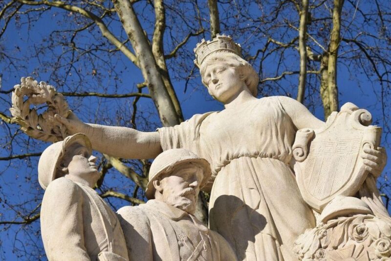 Amboise Private Walking Tour - Authenticity and Stories from Past Tourists