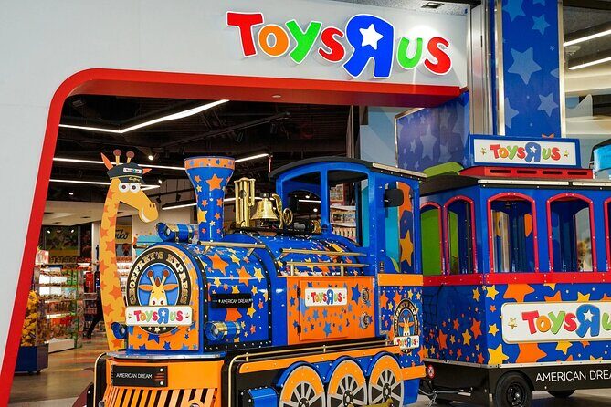 American Dream Full-Day Tour from NYC | Kids 50% Off - An Introduction to the American Dream Tour