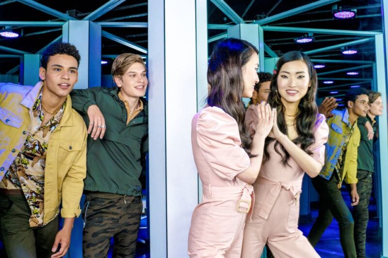 American Dream: Mirror Maze Admission Ticket - What the Reviews Say