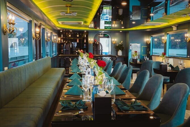Amethyst Luxury Halong Cruise From Hanoi by Limousine Transfer - The Comfort of a Luxe Day Trip