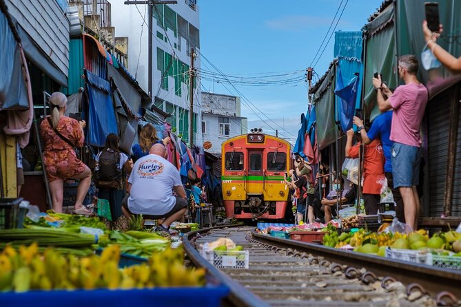 Amphawa Floating Market & Maeklong Railway Train Market Tour - A Detailed Look at the Tour Experience