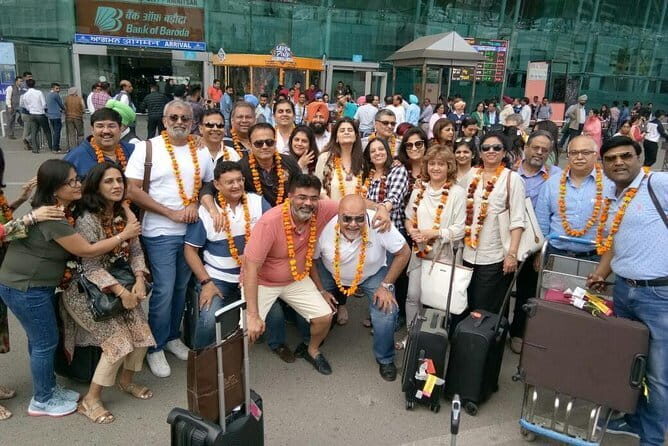 Amritsar 1 Day Tour(Wagah Border,Golden Temple, Jallianwala Bagh) - Wagah Border: The Patriotic Spectacle