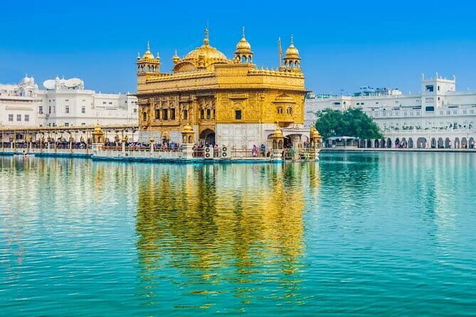 Amritsar: Golden Temples & Historic Sites Tour - Discovering Gobindgarh Fort