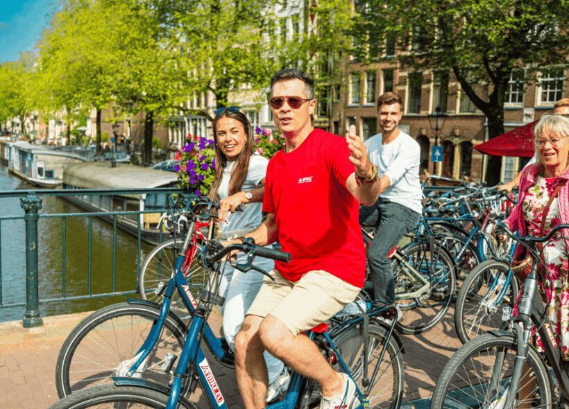 Amsterdam: 2.5-Hour Bike Tour - Why This Bike Tour Stands Out