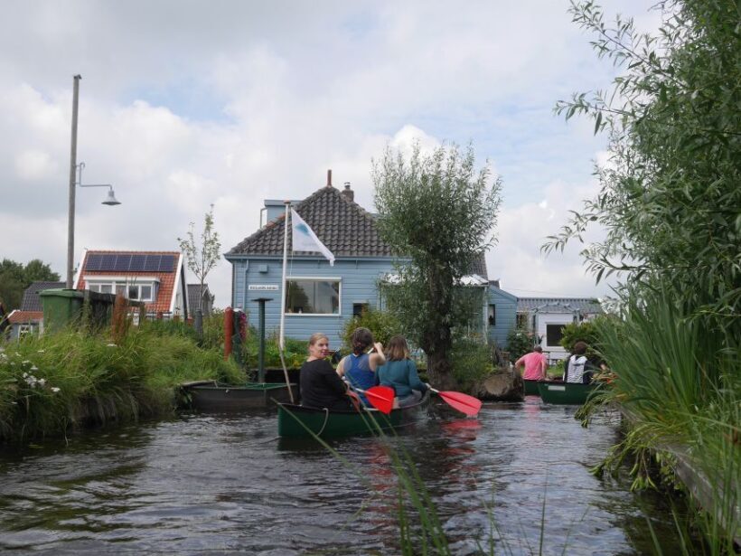 Amsterdam: 2-Hour Guided Canoe Trip - Who Will Love This Tour?