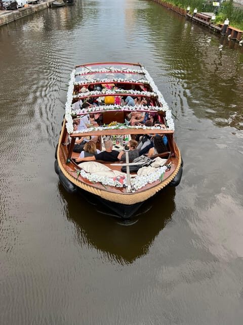 Amsterdam: Boat Tour with Optional Unlimited Drinks - Who Will Love This Tour?