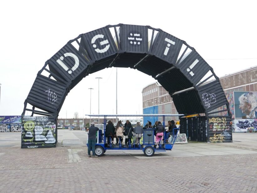 Amsterdam: BUBBLES & BIKE Prosecco Tour - The Original - An In-Depth Look at the BUBBLES & BIKE Prosecco Tour