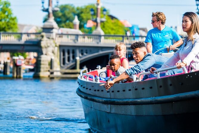 Amsterdam Canal Cruise in Open Boat with Unlimited Drinks Option - The Views and Atmosphere