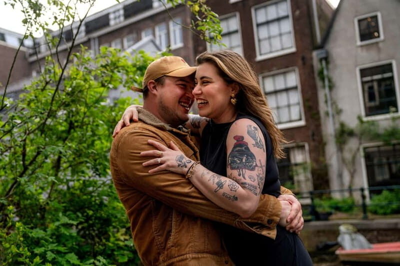 Amsterdam Canals Photoshoot: Private Solo, Family or Couples - Who Should Consider This Experience