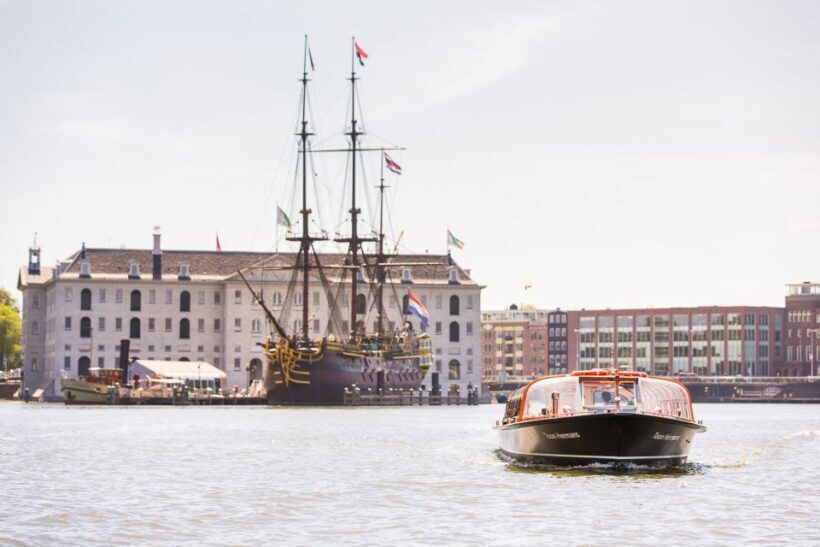 Amsterdam Combo: Madame Tussauds and Canal Cruise - The Experience in Context