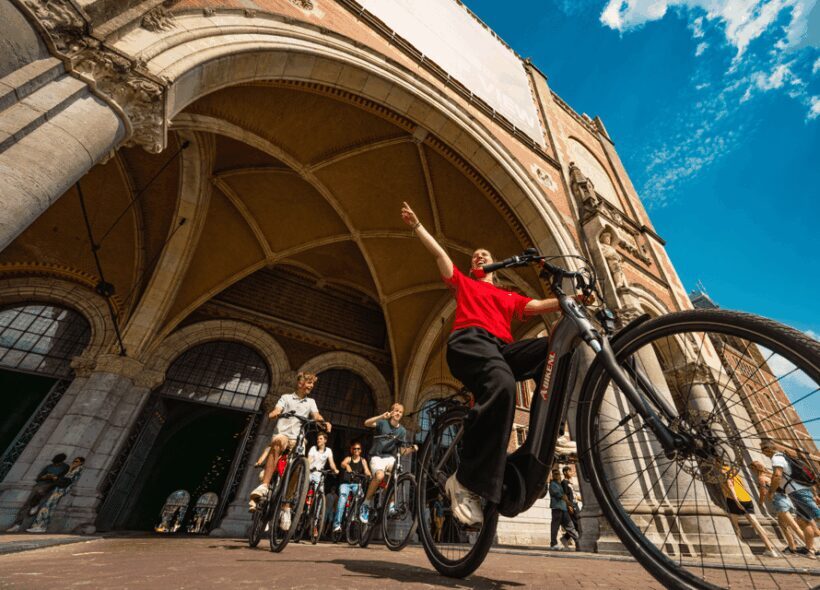 Amsterdam: E-Bike Sightseeing Tour - Key Points