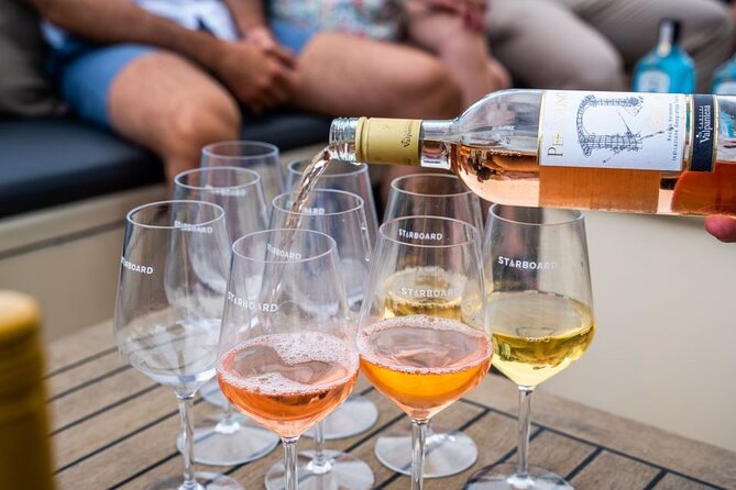Amsterdam: Evening City Centre Canal Cruise With Unlimited Drinks - Enjoying the Unlimited Drinks