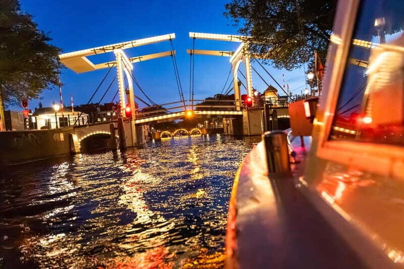Amsterdam: Evening Cruise with Optional Wine and Snacks - Who Will Love This Tour?