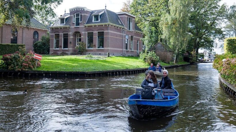Amsterdam: Explore Giethoorn in a Private Tour with Driver - The Sum Up