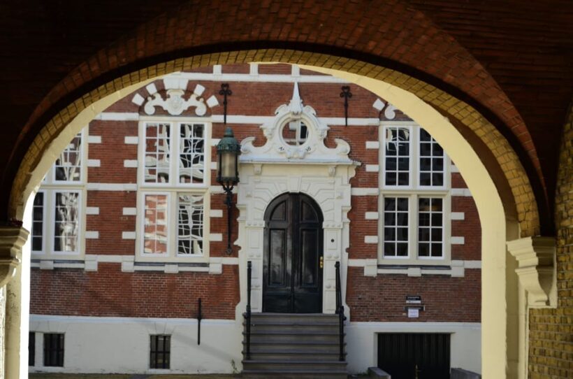 Amsterdam: Financial History Tour - Authentic Insights from Past Participants