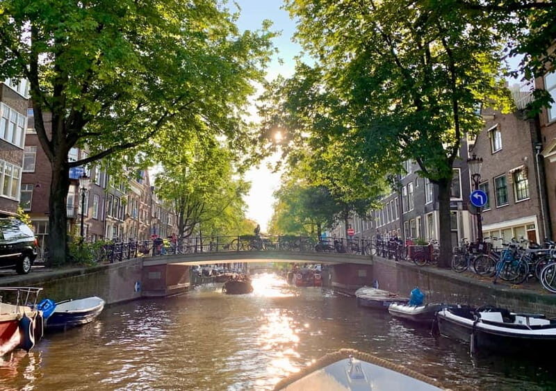 Amsterdam: German Canal Cruise with Unlimited Drinks Option - Key Points