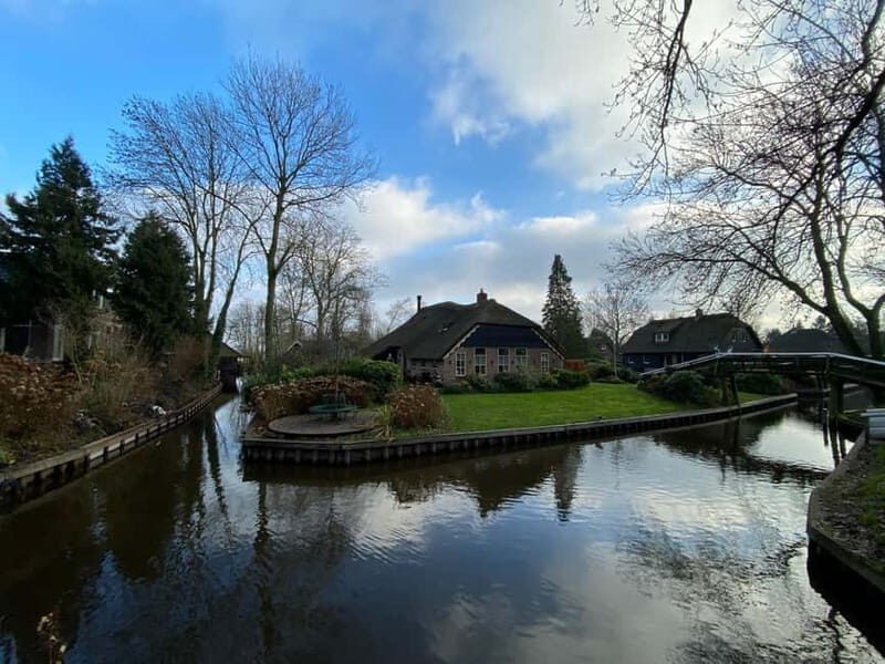 Amsterdam: Giethoorn, Afsluitdijk and Zaanse Schans Day Trip - FAQs