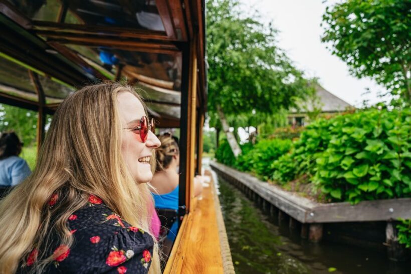 Amsterdam: Giethoorn, Volendam, and Zaanse Schans Tour - Authentic Experiences and Cultural Touches