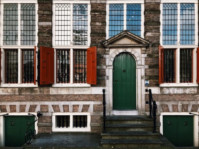 Amsterdam: Guided City Walking Tour and Rembrandt House - Who Should Consider This Tour?