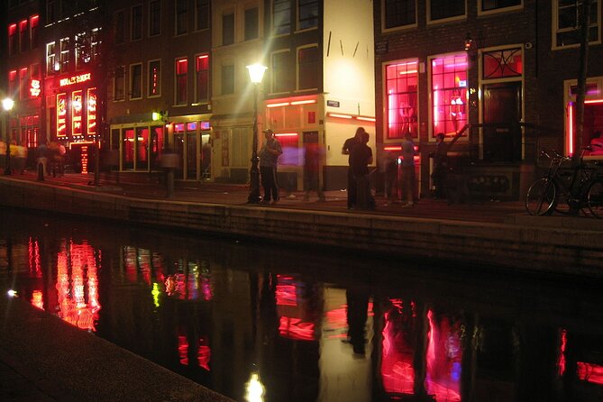 Amsterdam: Guided Red Light District and City Walking Tour - Preparing for the Tour