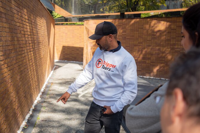 Amsterdam: Jewish Quarter Walking Tour - Uncovering Amsterdams Tragic Past