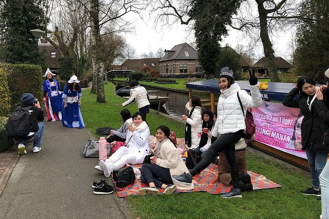 Amsterdam: Keukenhof Tulip Gardens and Giethoorn With Boat Tour - Accessibility and Inclusions