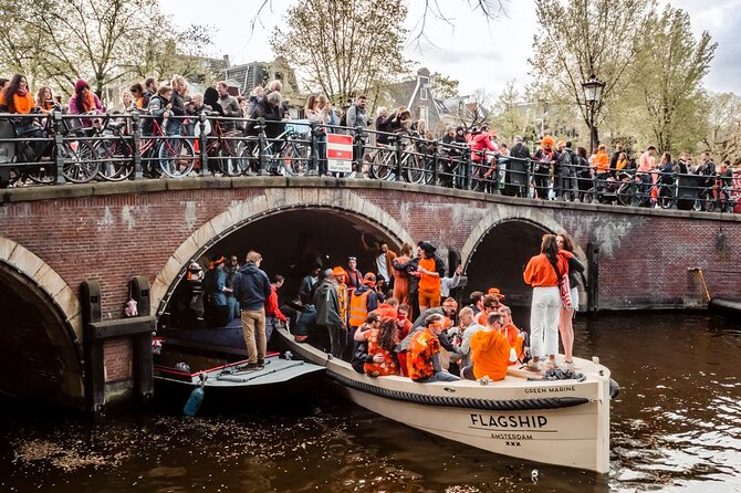 Amsterdam Kings Day Boat Party with Unlimited Drinks 2025 - Who Should Consider This Tour?