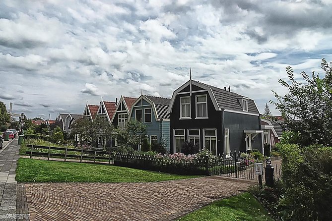 Amsterdam Landscape Windmill Private Bike Tour Review - Experiencing the Charming Hamlets and Windmills