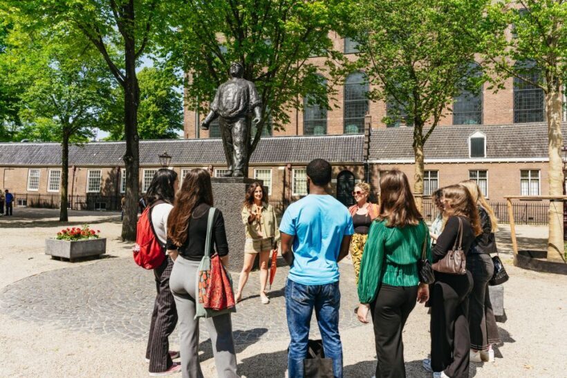 Amsterdam: Life of Anne Frank and World War II Walking Tour - A Walk Through History: What to Expect