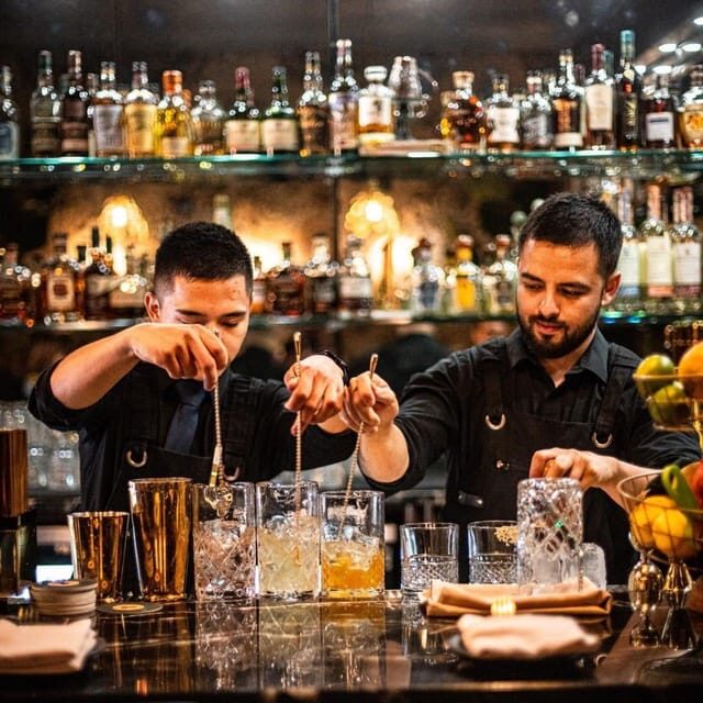 Amsterdam: Ludwig's Hidden Speakeasy Cocktail VIP Tour - Why This Tour Works