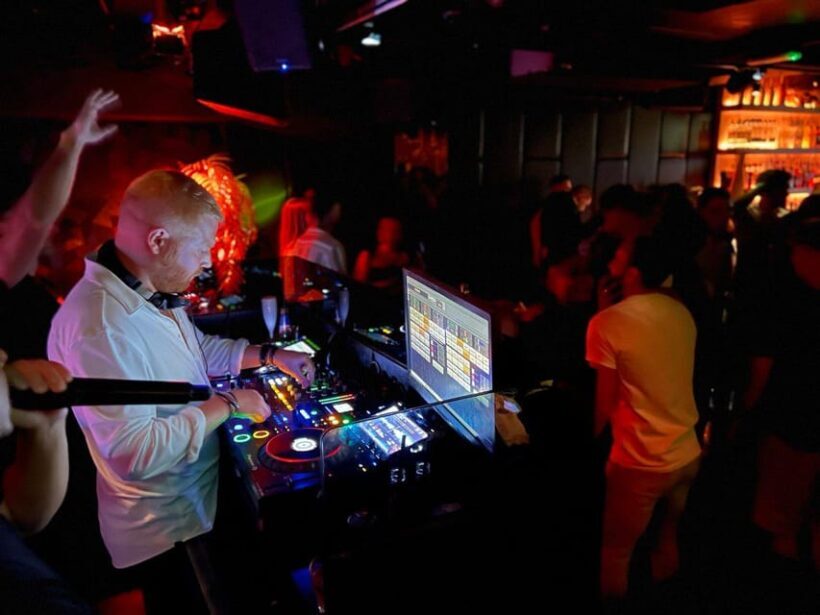 Amsterdam: Ludwig's Red Light Pub Crawl with VIP Club Entry - FAQ