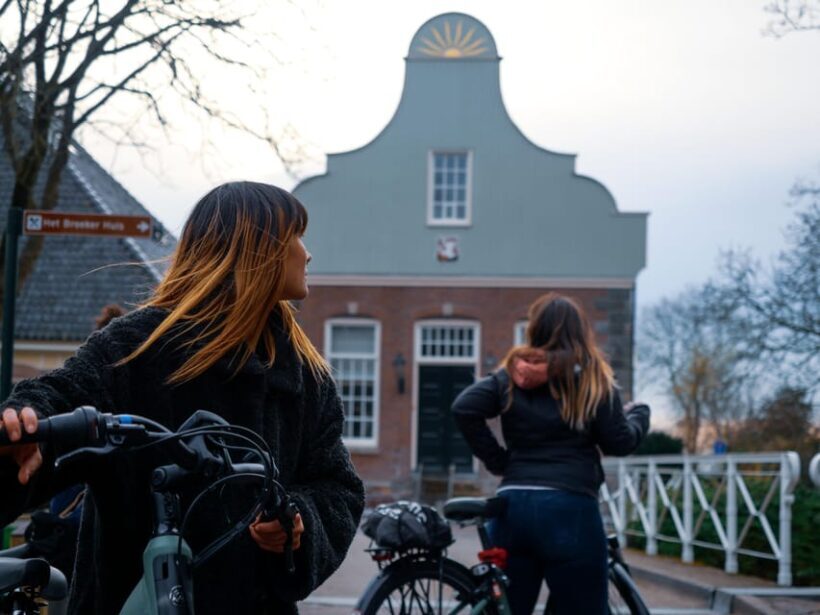 Amsterdam: Mike's Countryside E-bike Tour, Cheese & Clogs - Discovering North Holland on Two Wheels