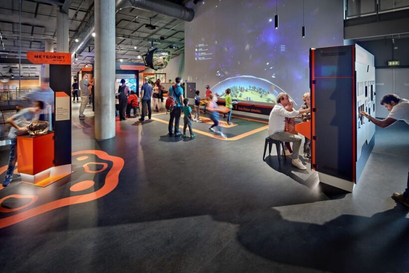 Amsterdam: NEMO Science Museum Ticket - The Views and the Rooftop Café