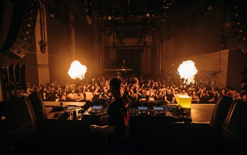 Amsterdam: Nightlife Scene 1, 2, or 3-7 Day Ticket - The Experience in Detail