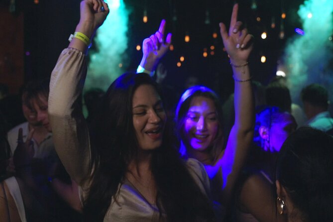 Amsterdam Nightlife Ticket & Bottle of Champagne - Who Will Love This Tour?