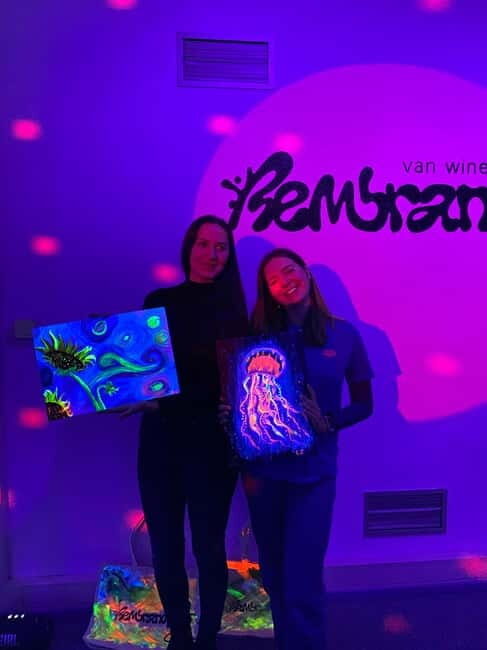 Amsterdam: Paint and Sip in the Dark at Rembrandt van Wine - Frequently Asked Questions