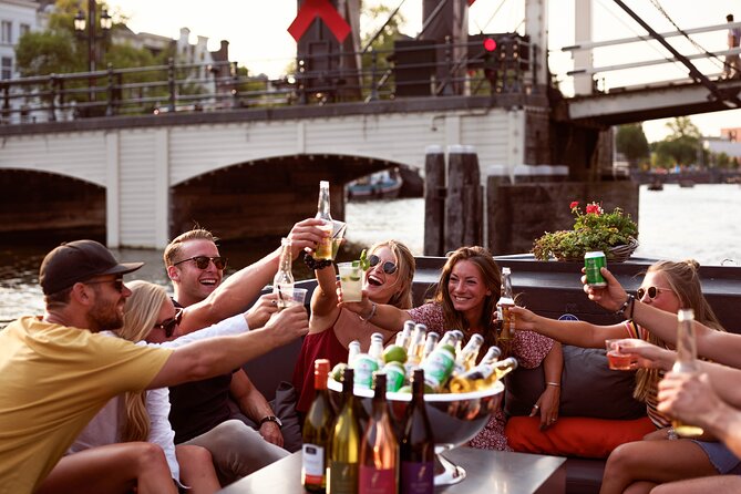 Amsterdam Private Boat Tour With Unlimited Drinks Review - Boat Features and Amenities