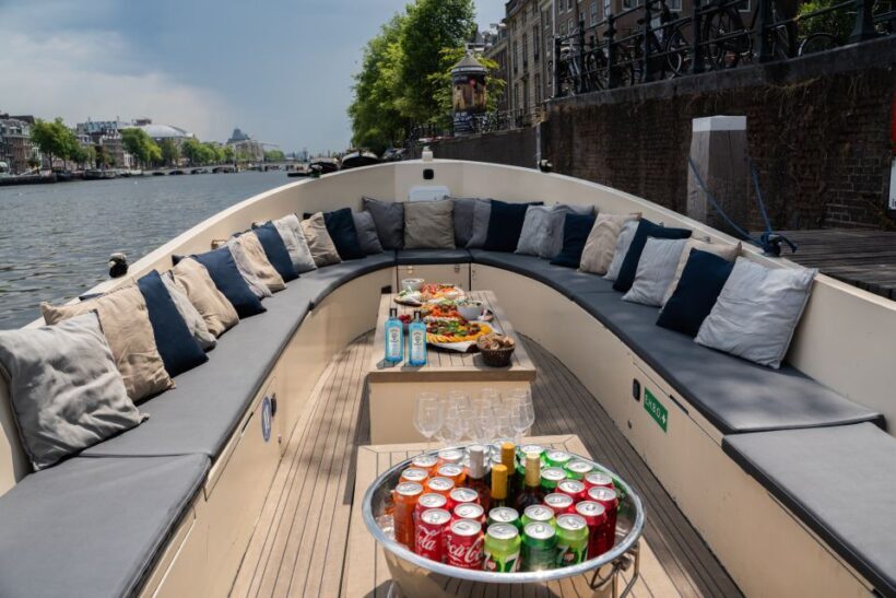 Amsterdam: Private Canal Booze Cruise with Unlimited Drinks - The Sum Up: Who Should Book This Experience?