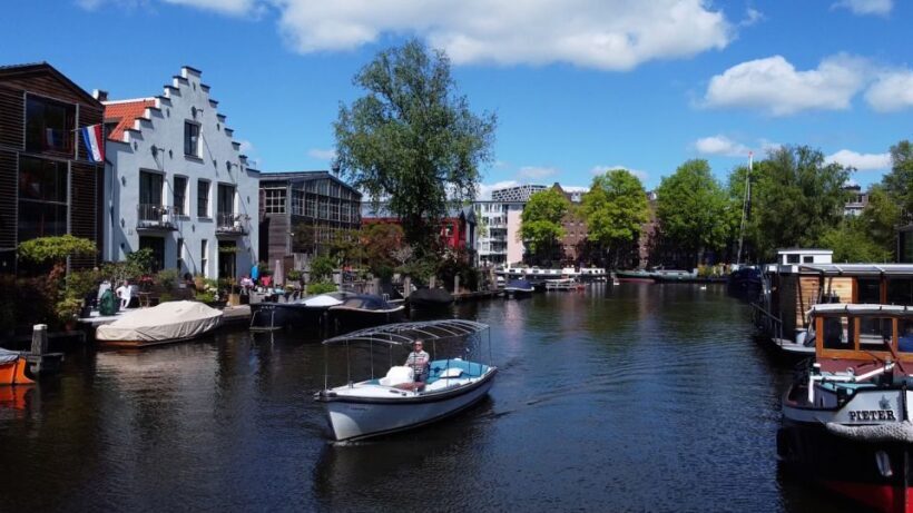 Amsterdam: Private Canal Tour - The Experience of the Sights